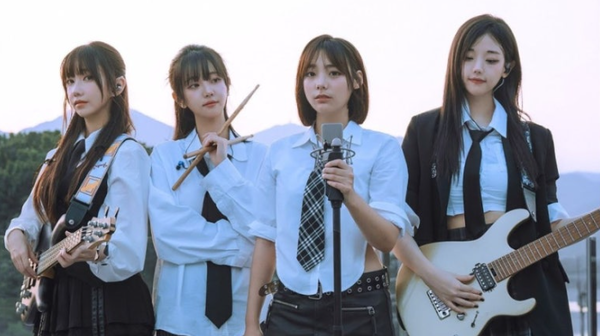 [기자수첩] QWER '억까'한 여초 유저들의 최후, 자세 고쳐 앉아야